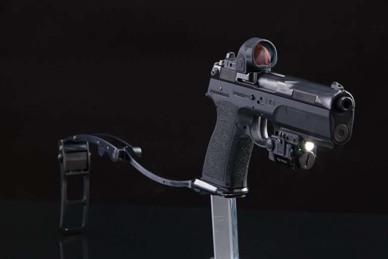 5 Best 1911 Red Dot Mounts [2022 Review]